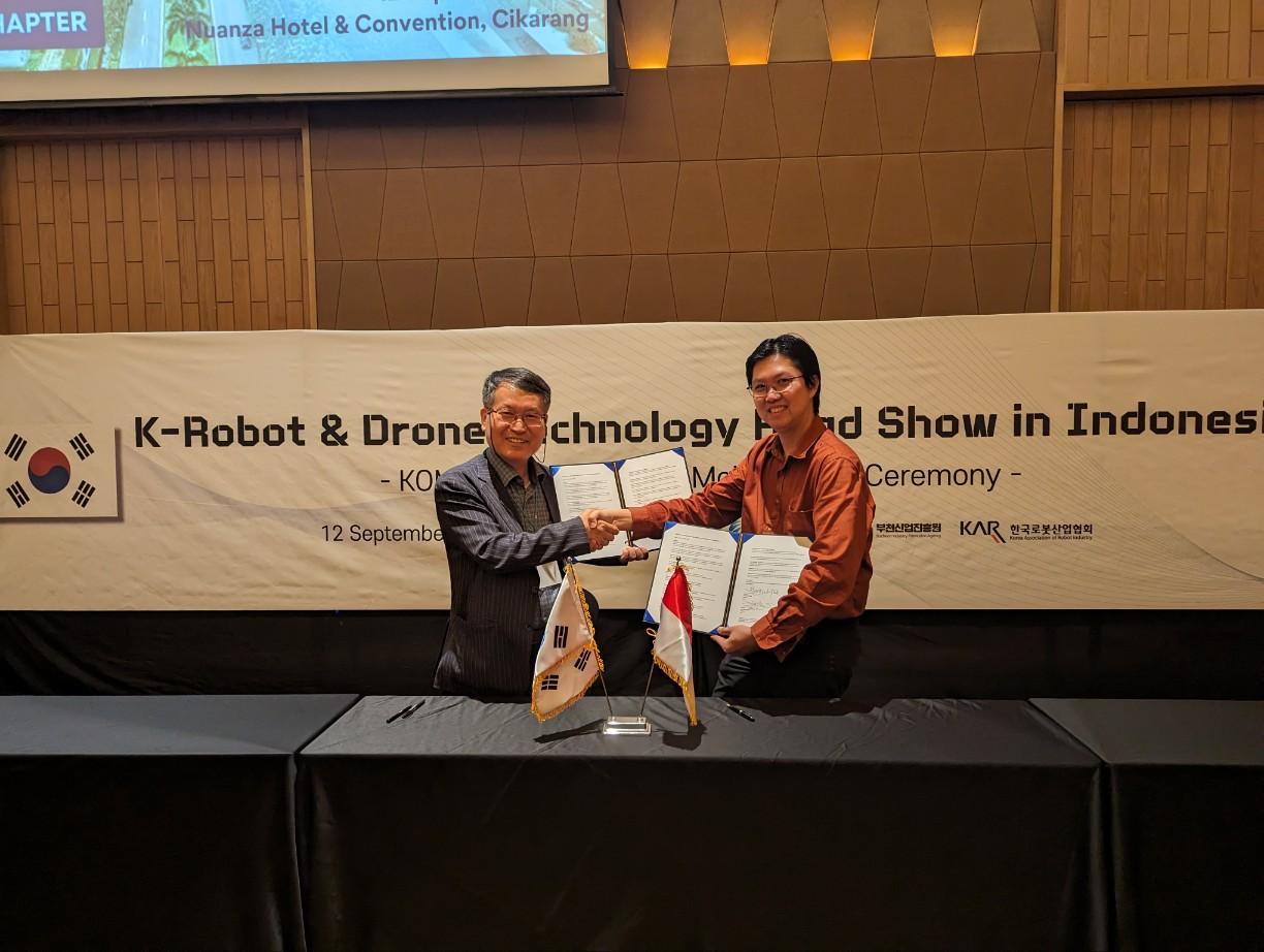 Hills Robotics, Distribution Robot Developer, Signs MoU with Indonesian ...